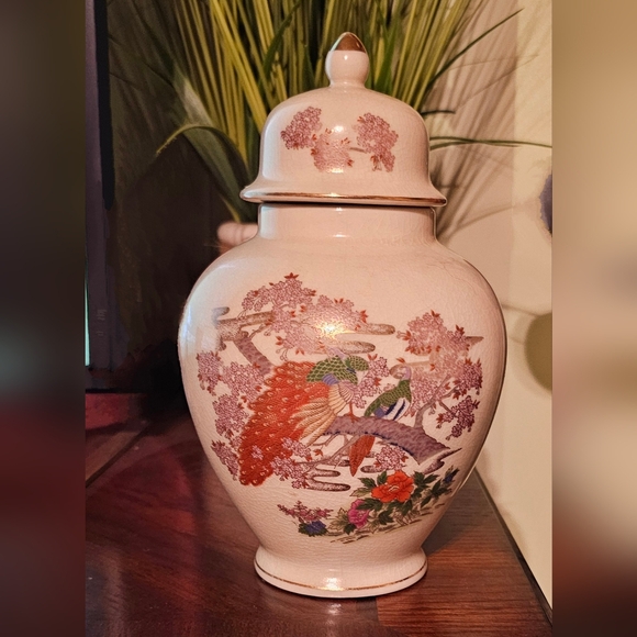 Japanese | Accents | Vintage Japanese Ginger Urn Jar Vase With Peacock ...